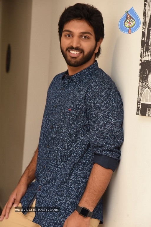 4 LETTERS Movie Hero EASWAR Interview Photos - Photo 2 of 10