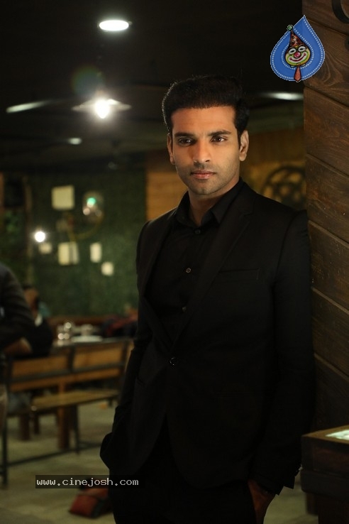 Actor Raja Stills - Photo 2 of 5