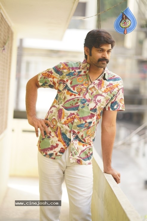 Actor Shri Tej Stills - Photo 2 of 8