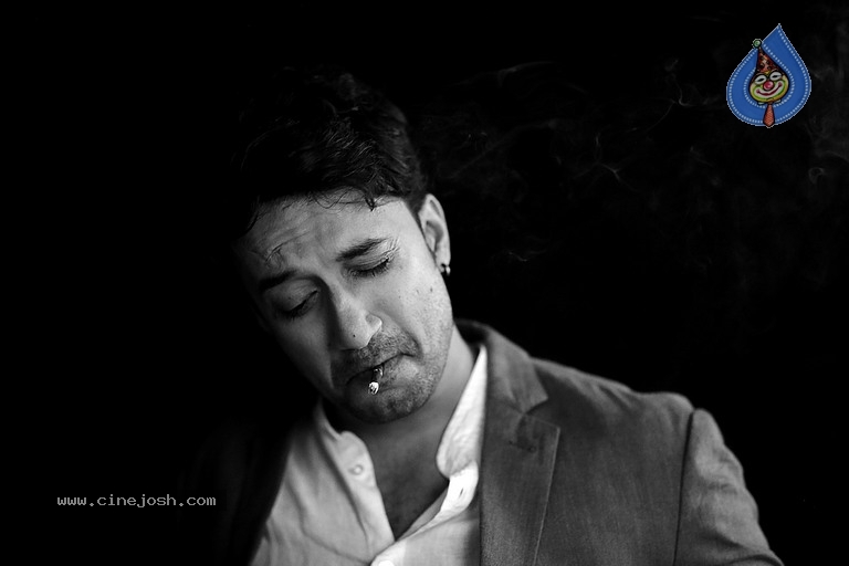 Bluff Master Hero Satyadev Photoshoot - Photo 11 of 17