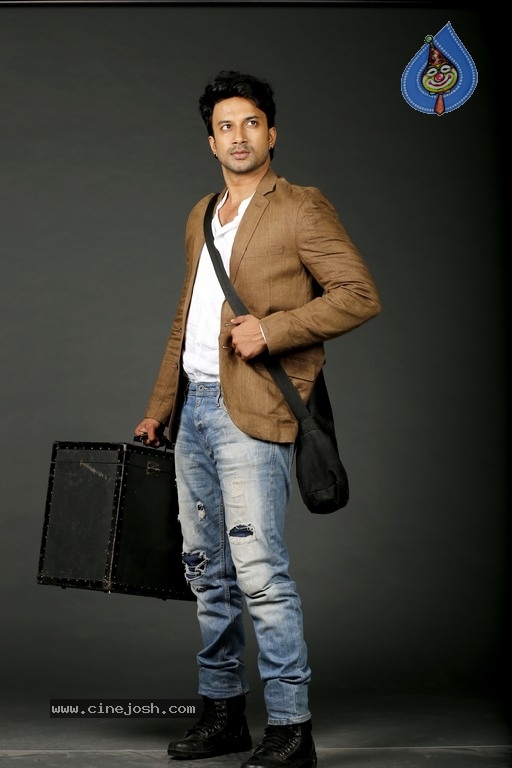 Bluff Master Hero Satyadev Photoshoot - Photo 12 of 17