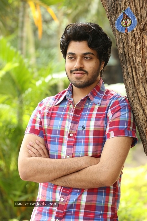 Gulf Hero Chetan Interview Photos - Photo 7 of 9