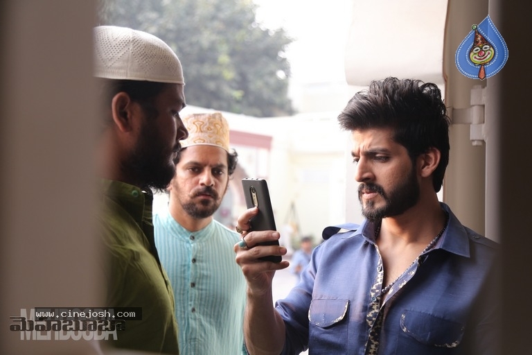 Mehbooba Movie Vishu Reddy Stills - Photo 9 of 17