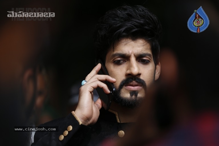 Mehbooba Movie Vishu Reddy Stills - Photo 12 of 17