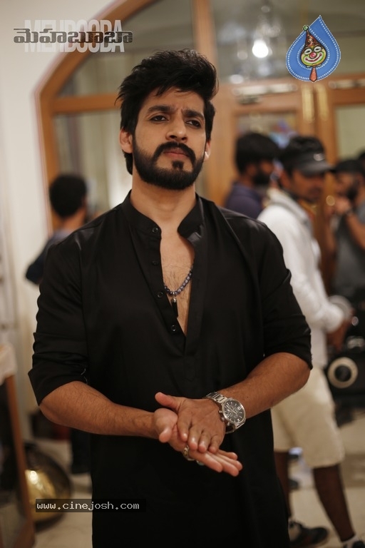 Mehbooba Movie Vishu Reddy Stills - Photo 15 of 17