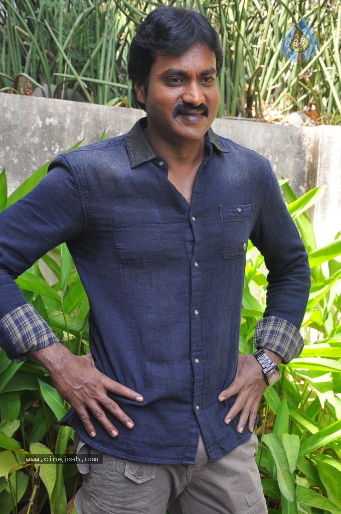 Sunil Stills - Photo 2 of 49
