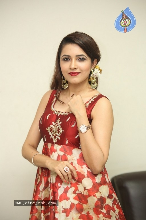 Actress Sathvika Photos - Photo 3 of 21