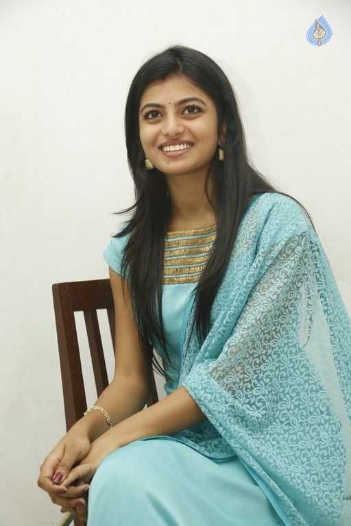 Anandhi Latest Photos - Photo 3 of 38