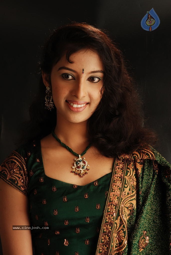 Aswathy Stills - Photo 3 of 63