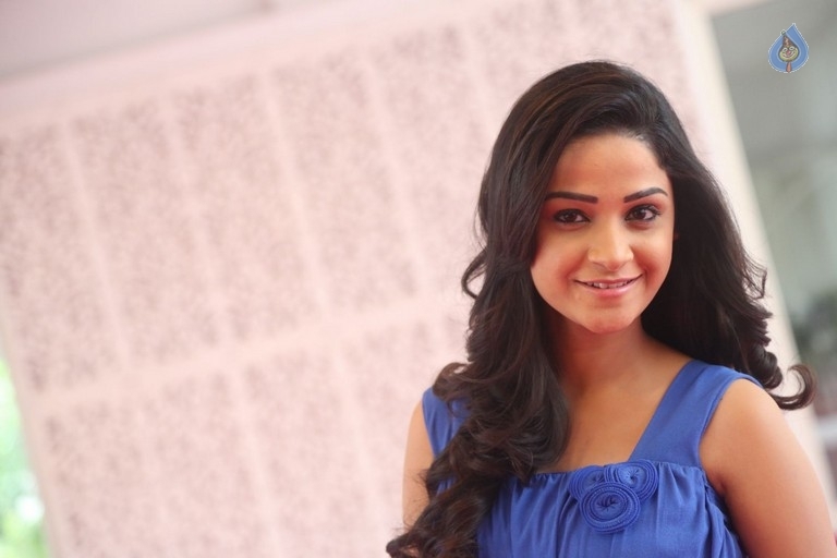 Divya Nandini Photos - Photo 13 of 16