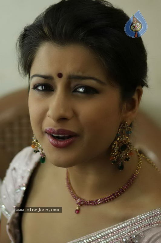 Madhurima Latest Gallery - Photo 3 of 81
