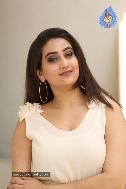 Manjusha Anchor Photos - Photo 3 of 21