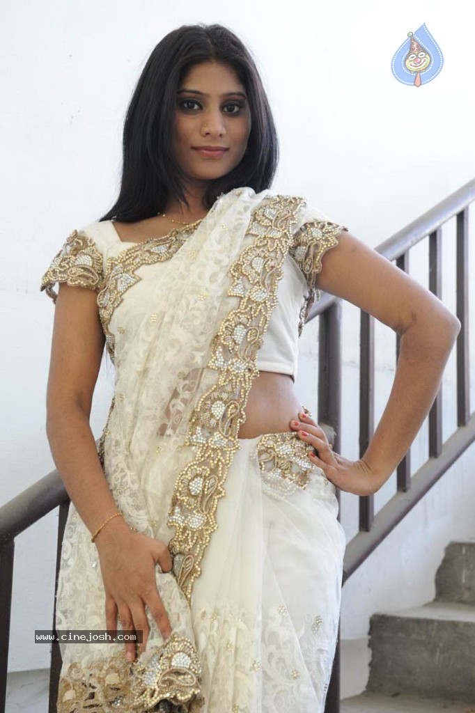 Midhuna New Stills - Photo 3 of 30