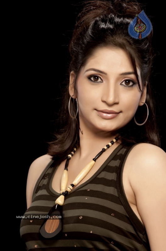 Mounna Bhat Gallery - Photo 49 of 55