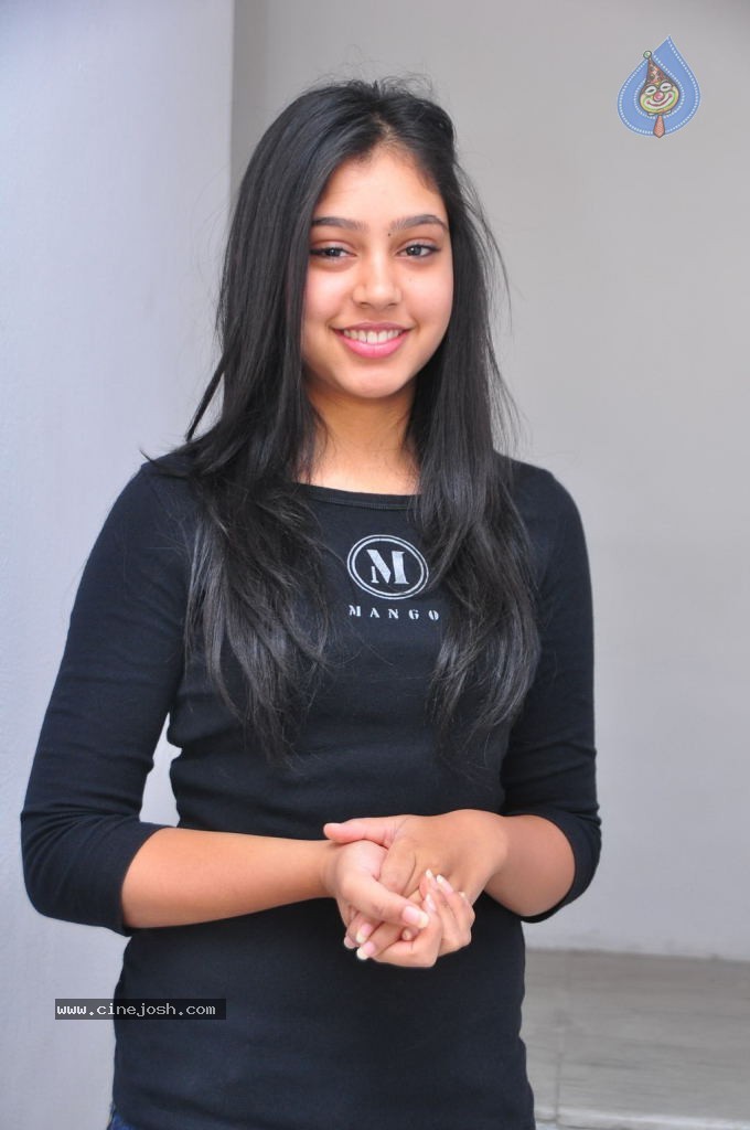 Neethi Taylor Stills - Photo 3 of 25