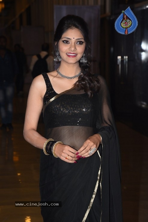 Rahasya Gorak Stills - Photo 3 of 21