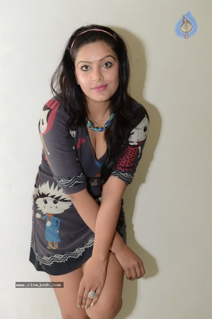 Reva New Stills - Photo 3 of 29