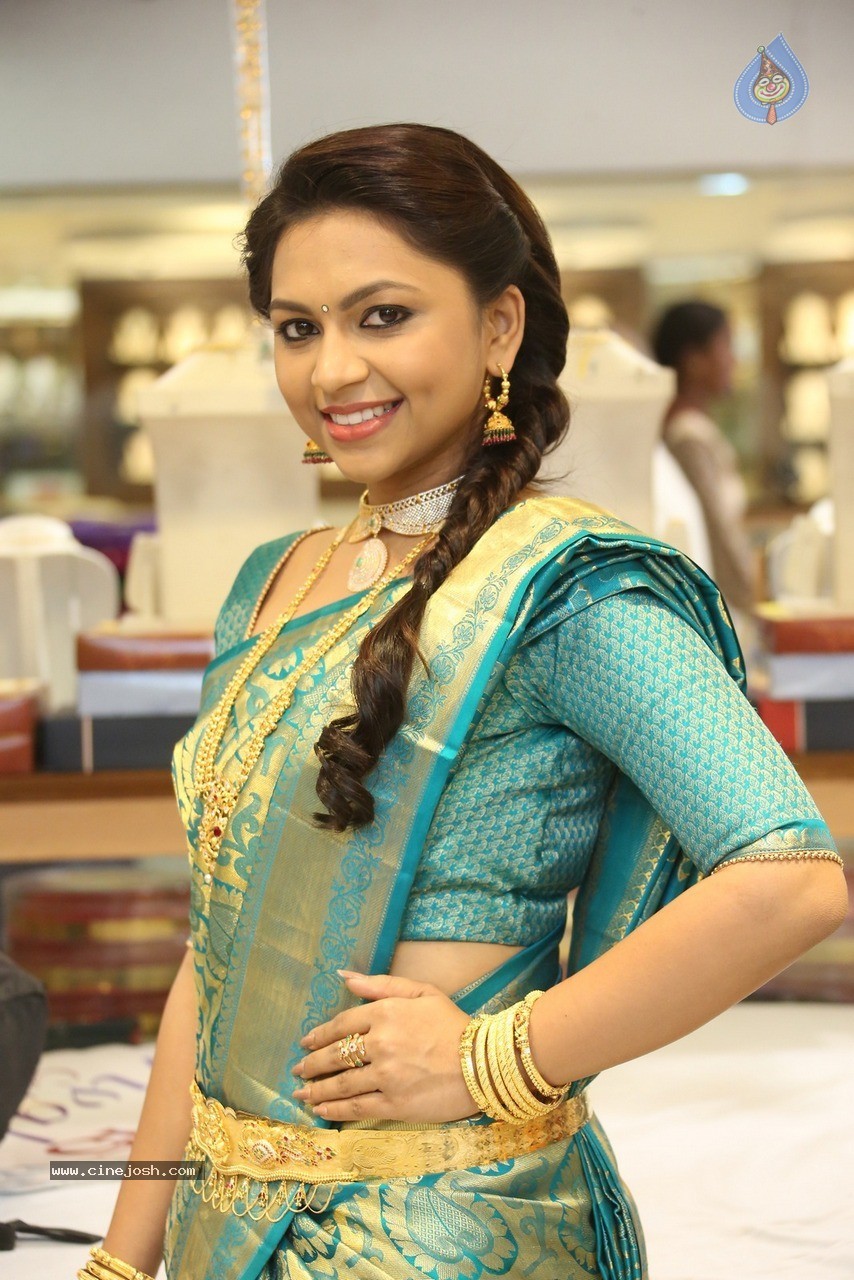 Shree Stills - Photo 3 of 60