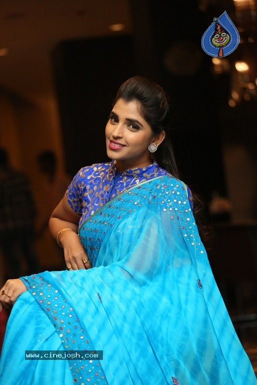 Shyamala Gallery - Photo 3 of 32