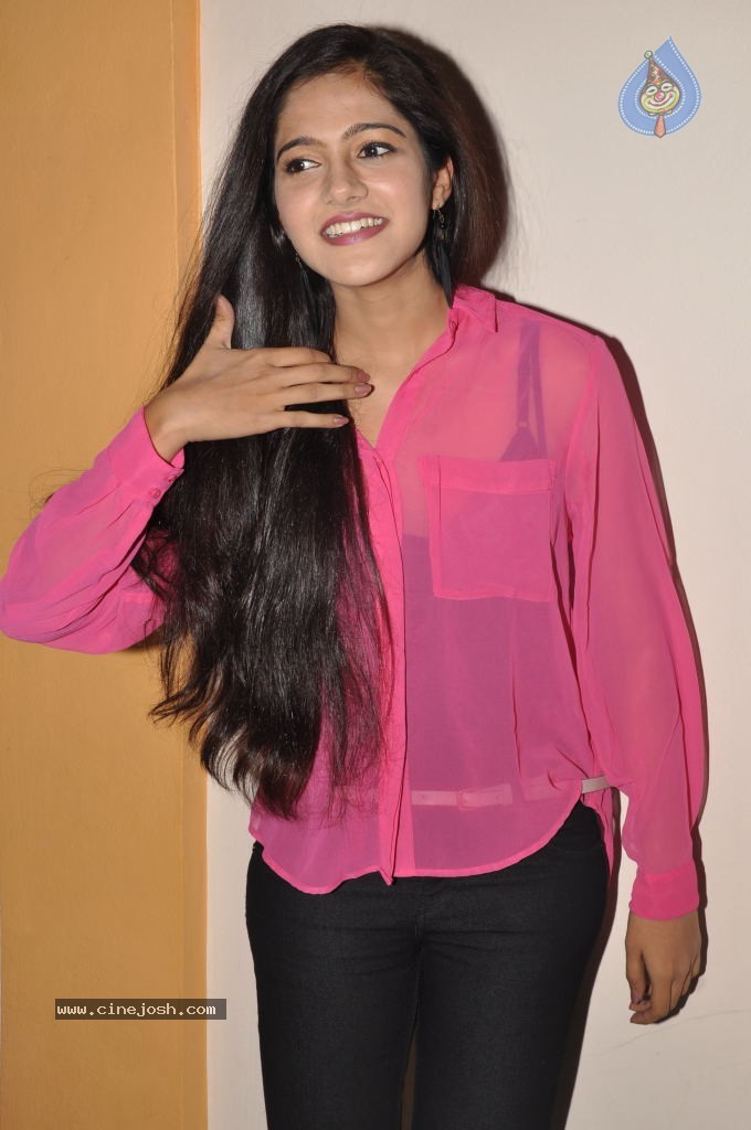 Simran Stills - Photo 3 of 93