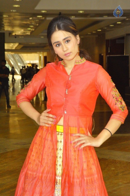 Simrat New Gallery - Photo 3 of 36