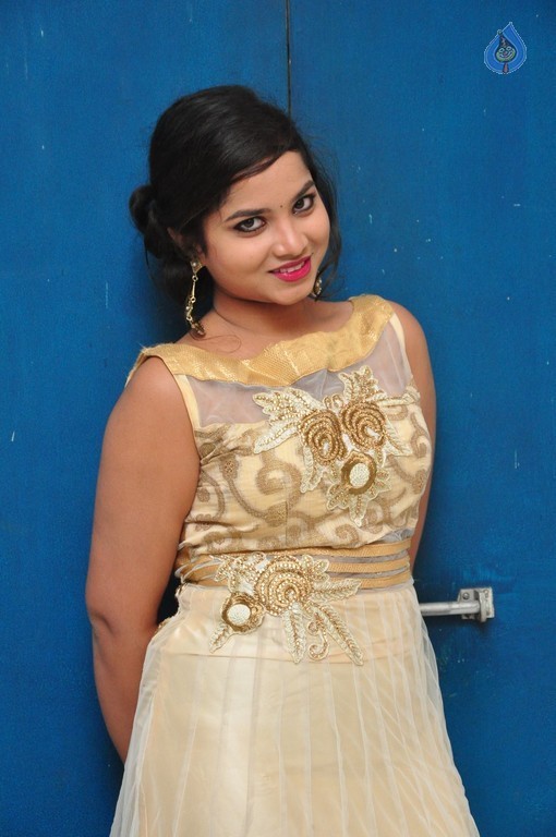 Sirisha New Photos - Photo 3 of 34