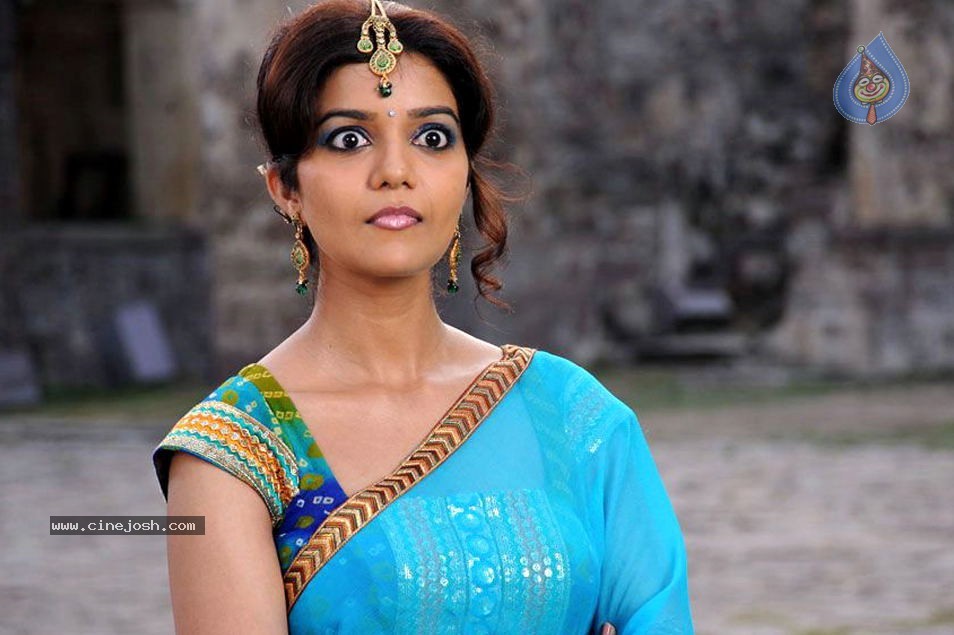 Swathi Stills Gallery - Photo 3 of 23