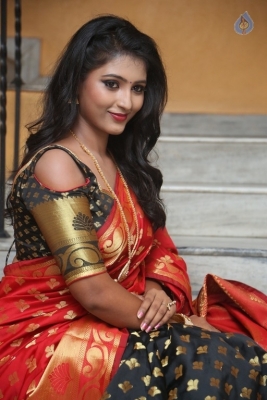 Tanishka Latest Stills (42 photos) page 2 | Photos Gallery