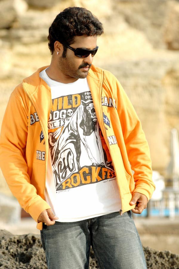 Adurs Movie Stills - Photo 6 of 10