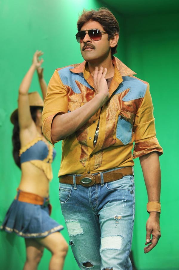 Pravarakyudu Movie - Jagapathi Babu,Priyamani Stills - Photo 32 of 47