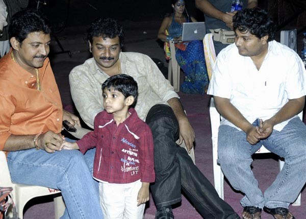 Adurs Movie Working Stills - Jr.N.T.R,Nayanthara, V V Vinayak - Photo 5 ...