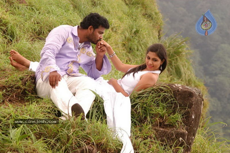 Amara Tamil Movie Stills - Photo 4 of 29
