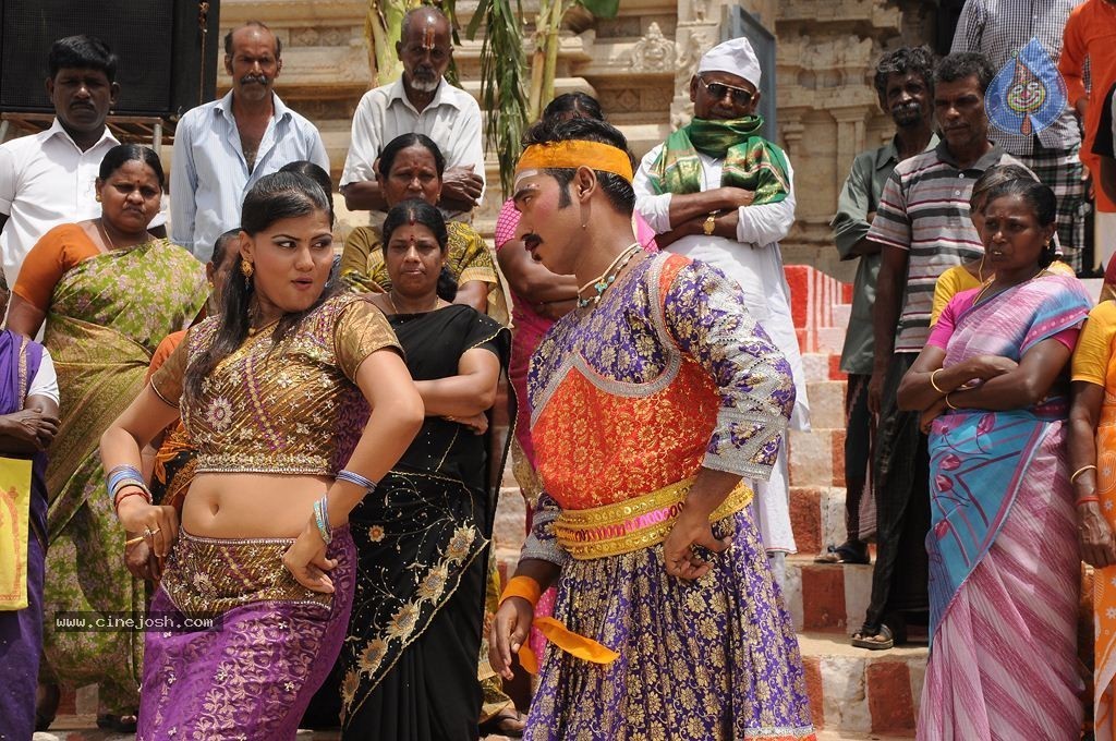 Bharani Tamil Movie Stills - Photo 4 of 44