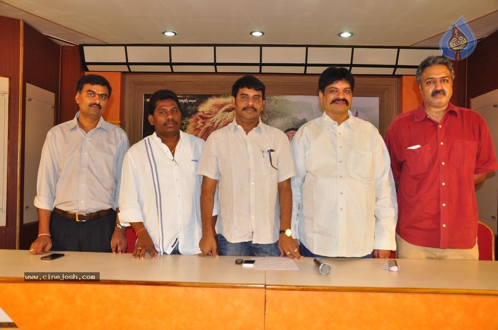 Bhoo Prapancham Movie PM n Stills - Photo 4 of 12