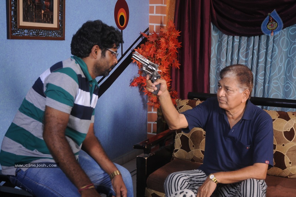 Dandu Movie Stills - Photo 4 of 12