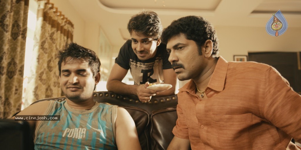 Facebook Movie New Stills - Photo 4 of 31