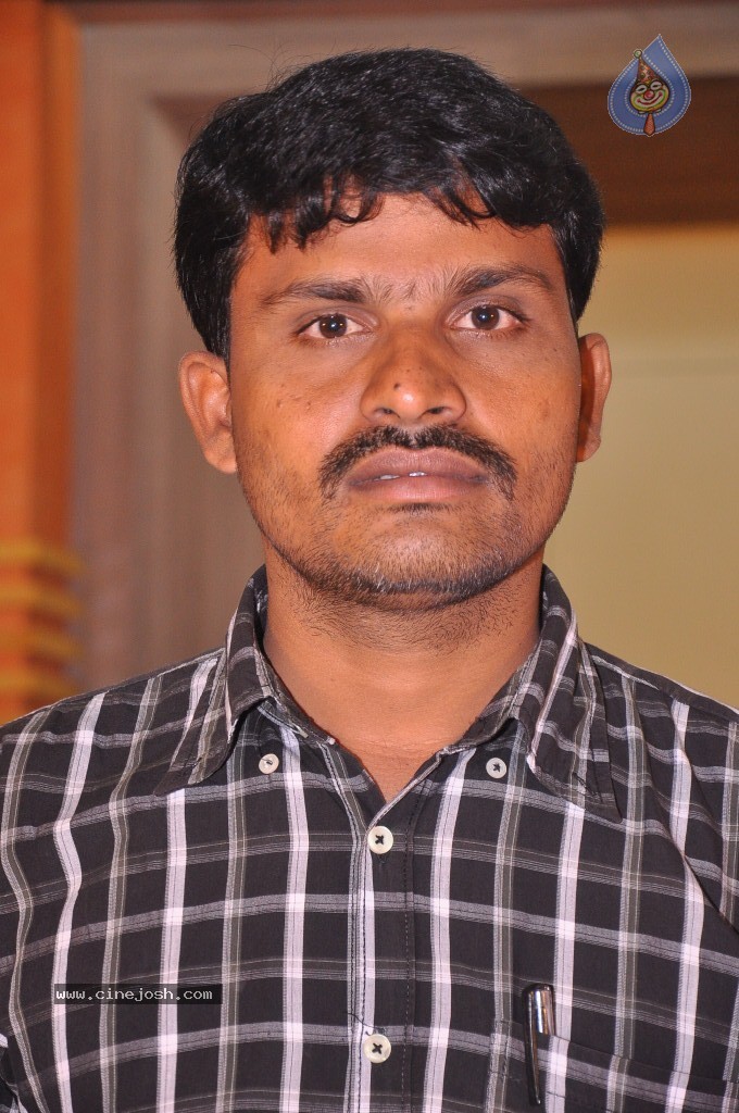 Pelli Pusthakam Stills and Walls - Photo 4 of 99