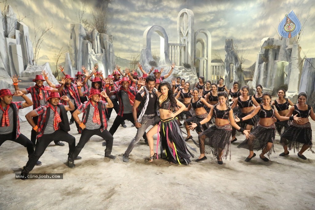 Pooja Movie New Pics - Photo 4 of 14