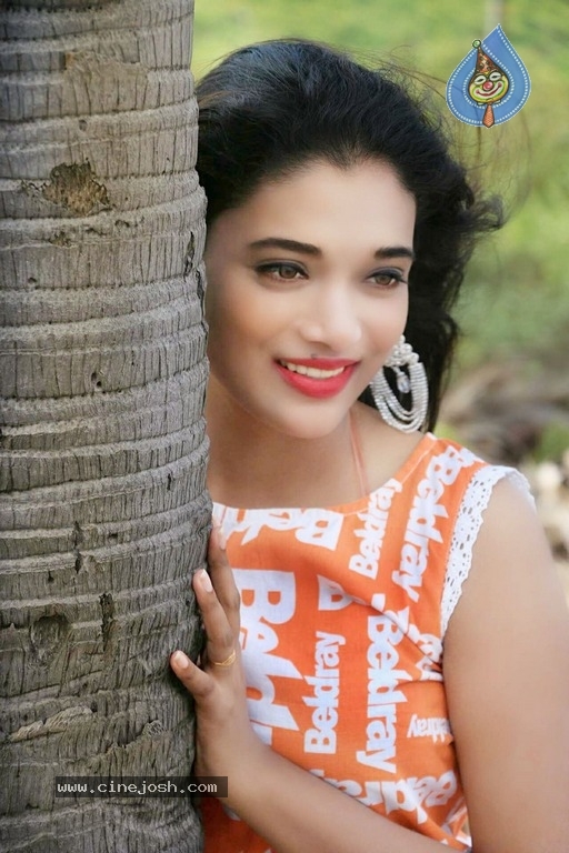 Rangeela Movie Stills And Posters - Photo 4 of 44