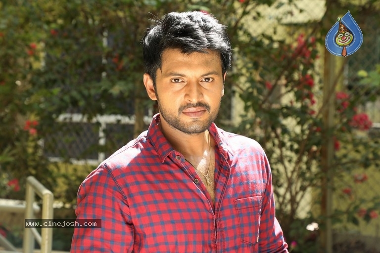 Two Friends Movie Stills - Photo 4 of 42