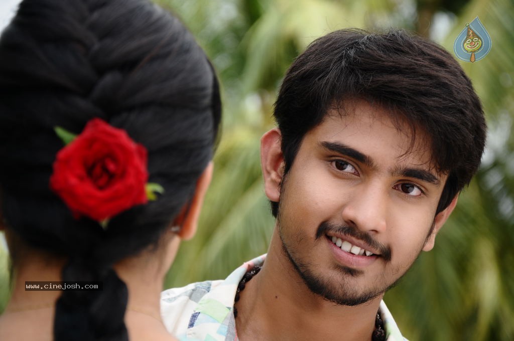Uyyala Jampala Movie Stills - Photo 4 of 15