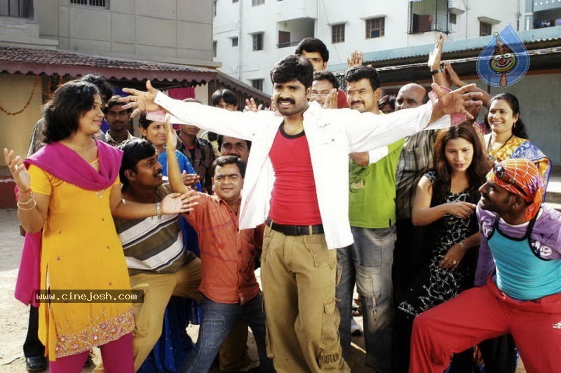 Veeda Movie Stills - Photo 4 of 20