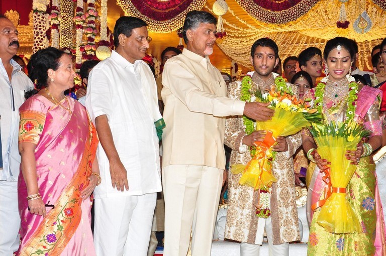 Adiseshagiri Rao Son Wedding Photos 2 Photo 84 Of 128