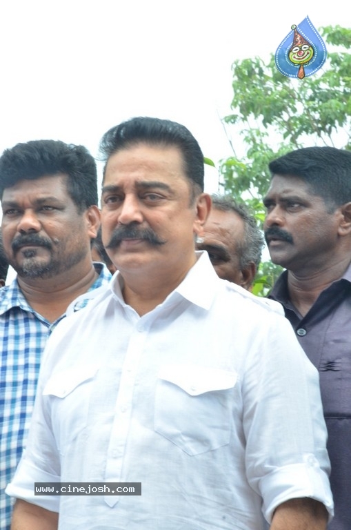 Dr Isari K Ganesh Birthday Celebration 2018 Photos - Photo 5 of 35