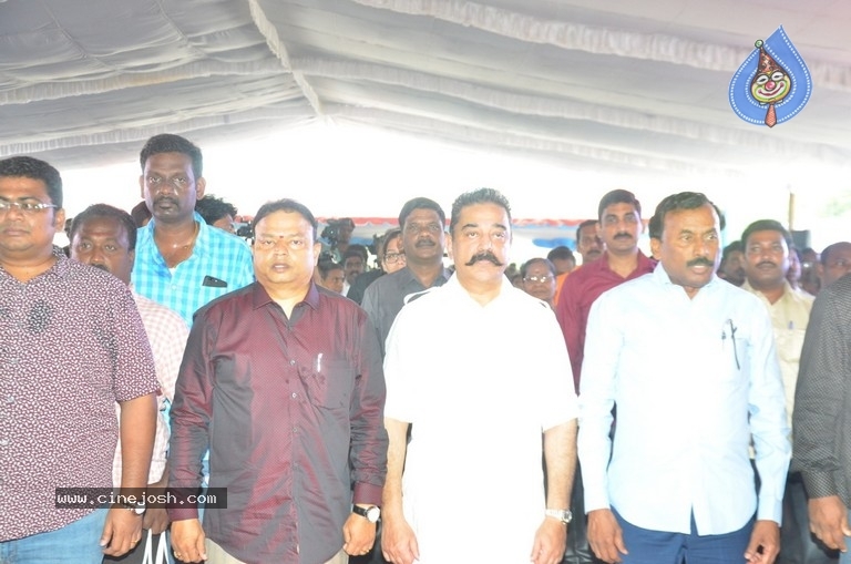 Dr Isari K Ganesh Birthday Celebration 2018 Photos - Photo 31 of 35