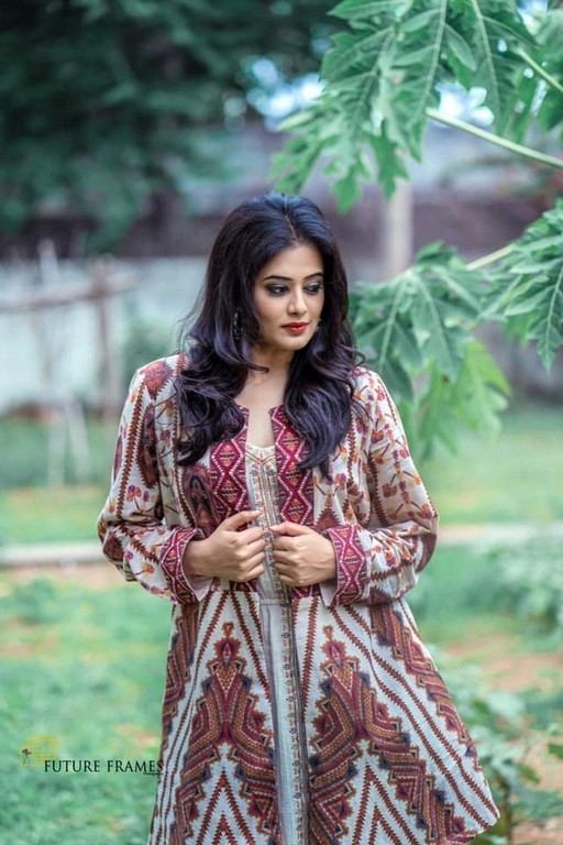 Priya Mani﻿ Stills - Photo 3 of 5