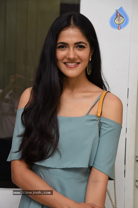 Simran Choudhary Photos - Photo 3 of 13