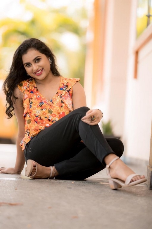 Diya Rose Photos - Photo 3 of 11