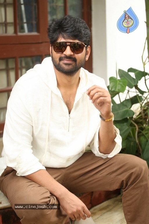 Sree Vishnu Interview Photos - Photo 7 of 18