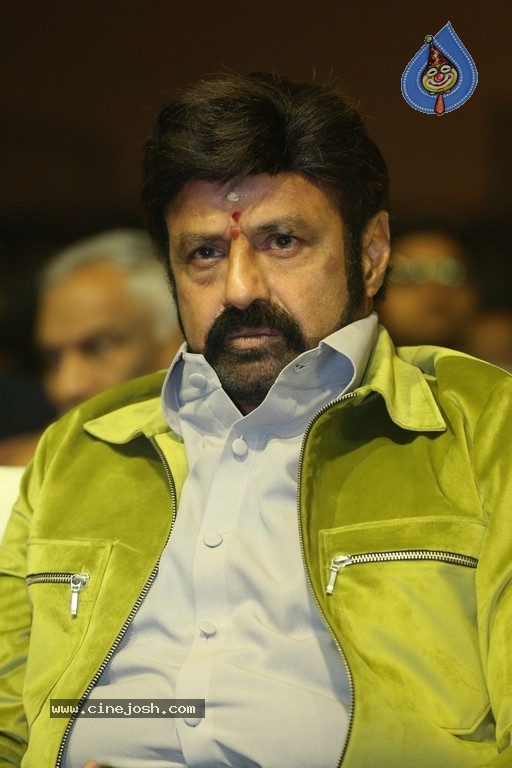 Urvasivo Rakshasaivo Movie Pre Release Event - Photo 3 of 51